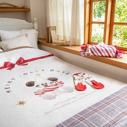 Pre-Order Tokyo Disney Resort 2024 Christmas Lil Ring Ring Tissue Box ...